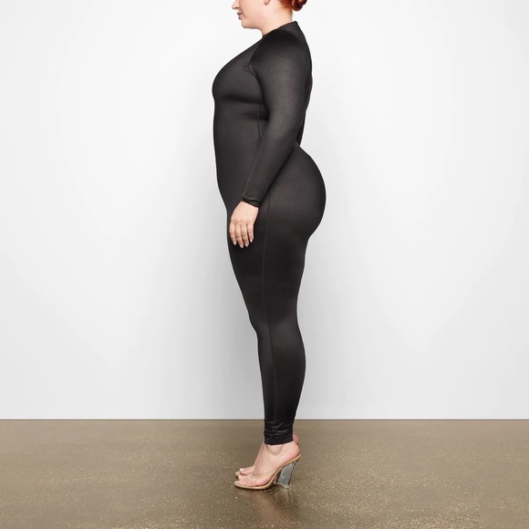 SKIMS | Pants & Jumpsuits | Skims Allinone Shine Mock Neck Long Sleeve ...